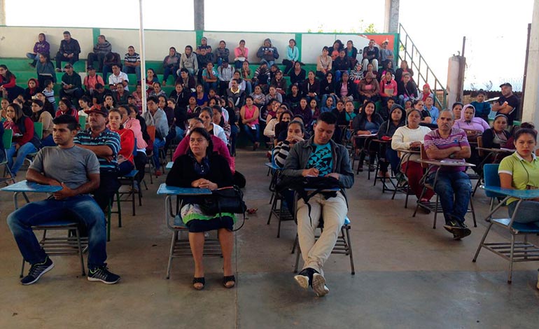 Romeo Vásquez recibe apoyo en comunidades de Francisco Morazán