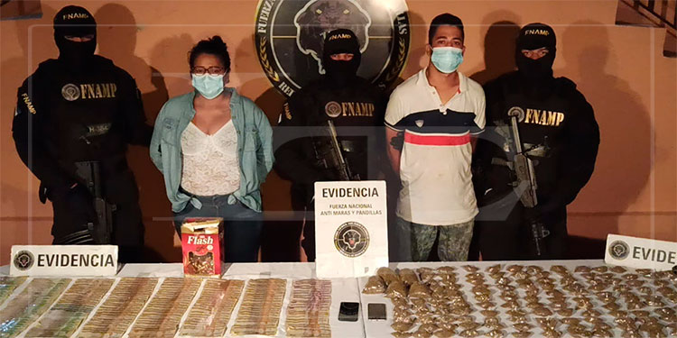 "El Negro y La Pitufa" capturados por distribuir droga en la capital ...