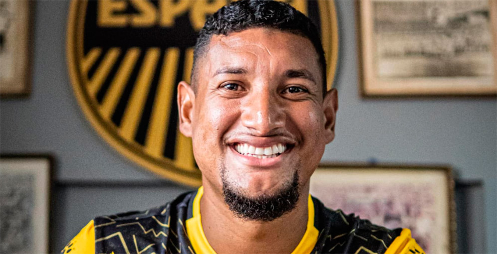 Bryan Acosta regresa al Real España