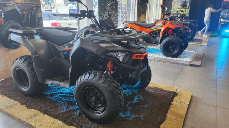 Motomundo integra nuevos modelos a su línea de equipo especializado