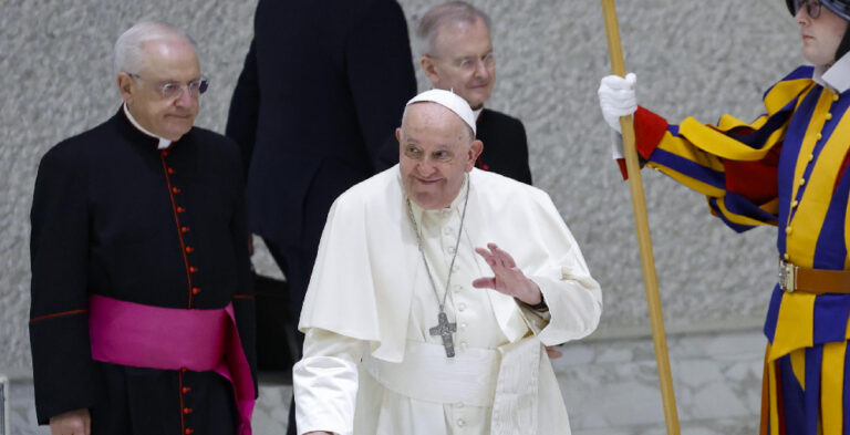 El papa anima a ser "peregrinos de la esperanza" en un mundo "que la ...