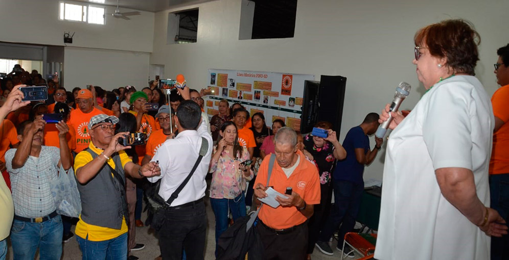Celebran 46 aniversario del Pinu con lanzamiento de candidaturas