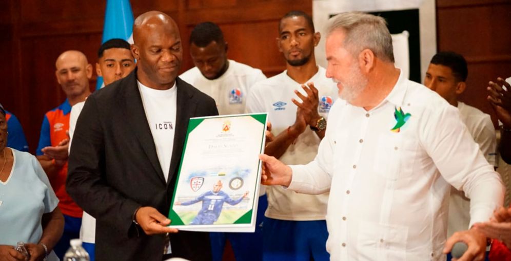 David Suazo recibe homenaje por parte de la comuna de San Pedro Sula