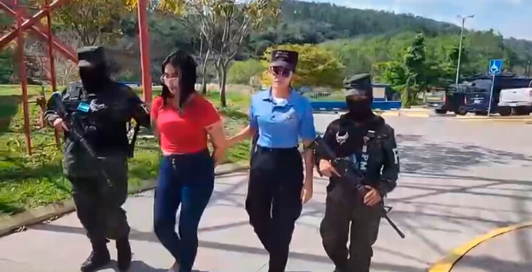 Mujeres las nuevas “mulas” de “narcos” encarcelados