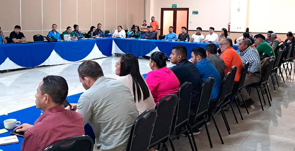 Copeco capacita con planes de emergencia municipal