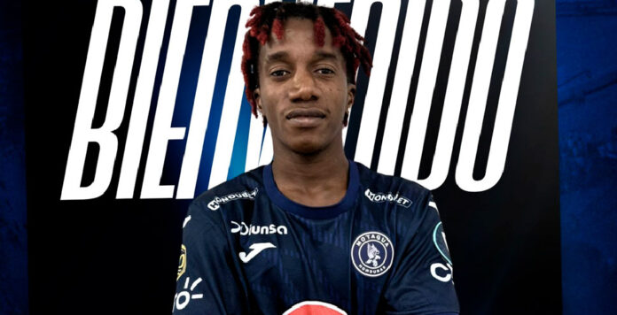 Yoel Castillo quinto refuerzo de Motagua