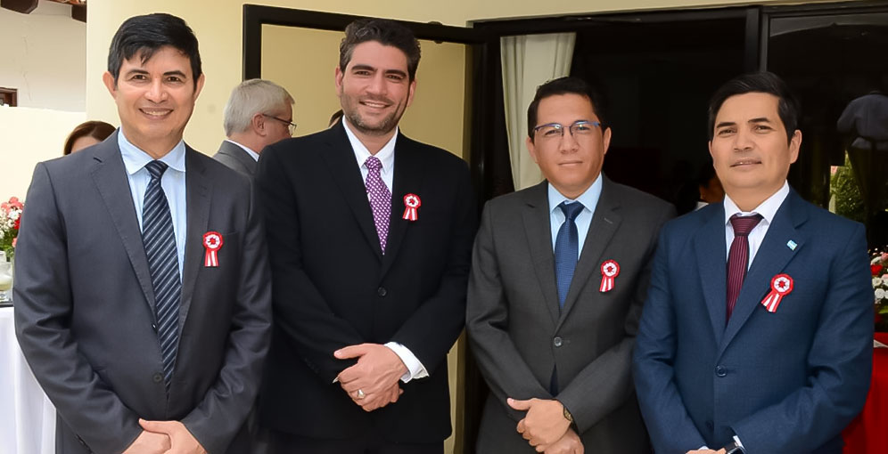 Embajada del Perú conmemora el 204 aniversario de la independencia de ...