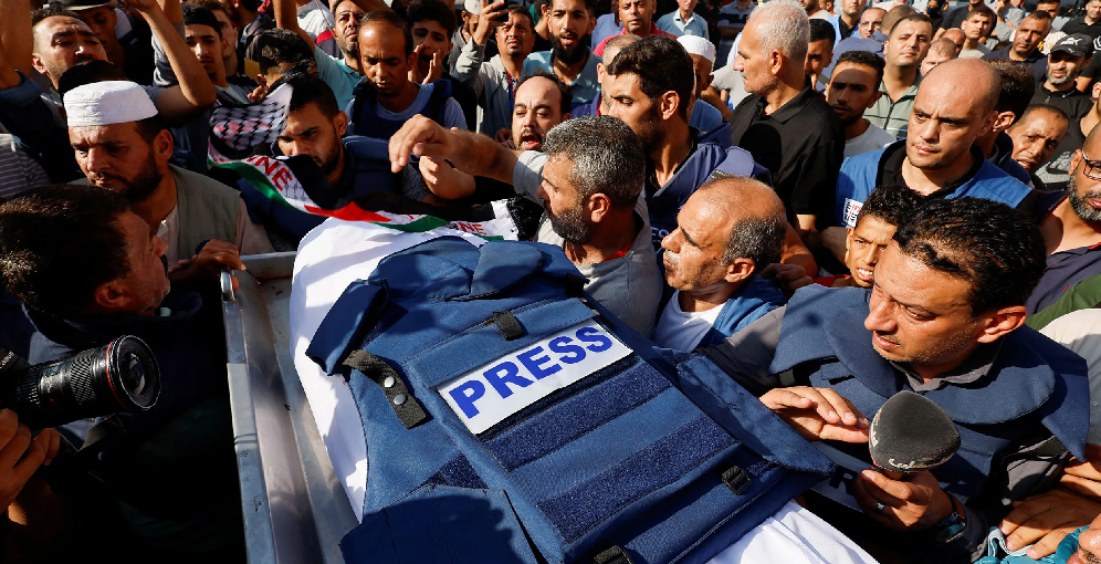 Periodistas denuncian "masacre" contra la prensa en Palestina
