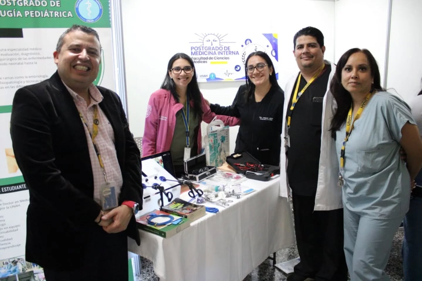 Feria de Posgrados de la UNAH impulsa la especialización y el ...