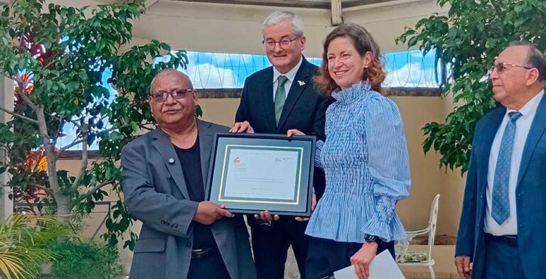 Padre Ismael Moreno recibe premio Franco Alemán de DD. HH.