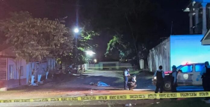 Mujer es asesinada a balazos en el barrio La Pava de Sabá, Colón