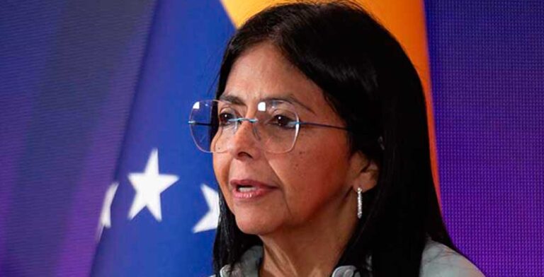 Delcy Rodríguez: "Estamos listos para defender a Venezuela"