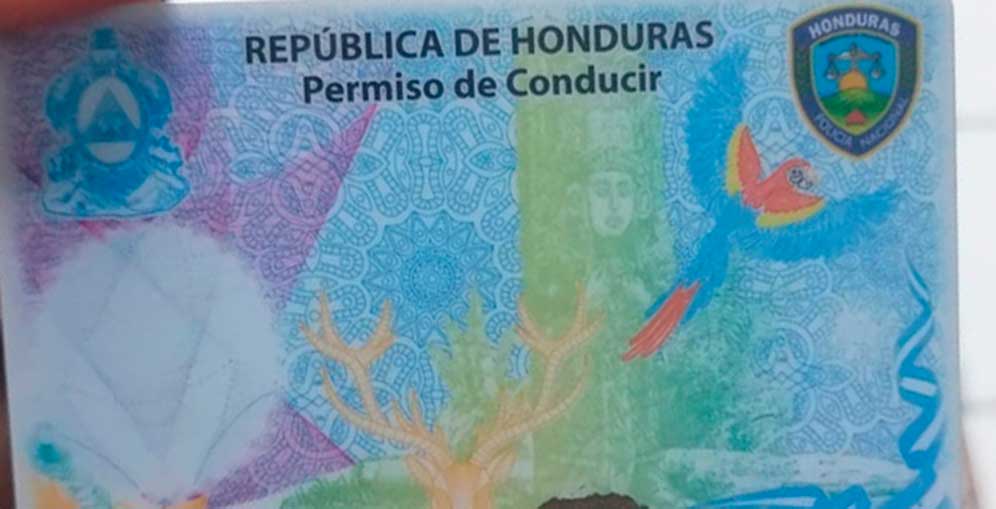 Exámenes para permisos de conducir en forma digital por primera vez en ...