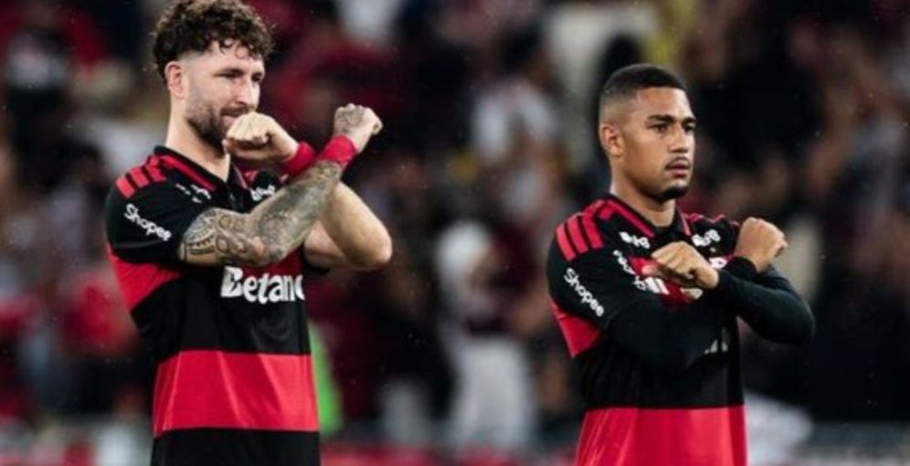 Flamengo golea y le mete presión a Palmeiras