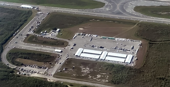 Florida avisa que detendría a más migrantes en 'Alligator Alcatraz ...