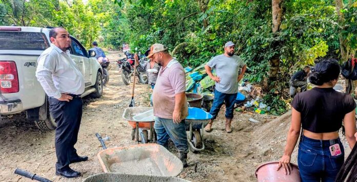Construyen dos vados en aldea Las Delicias