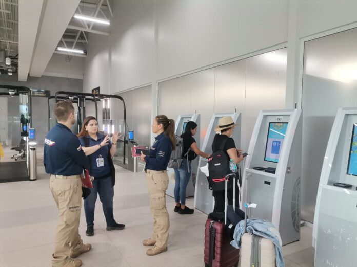 Expertos colombianos capacitan al INM para fortalecer la detección de ...