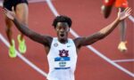 Tharp bate recórd mundial de 110 metros vallas
