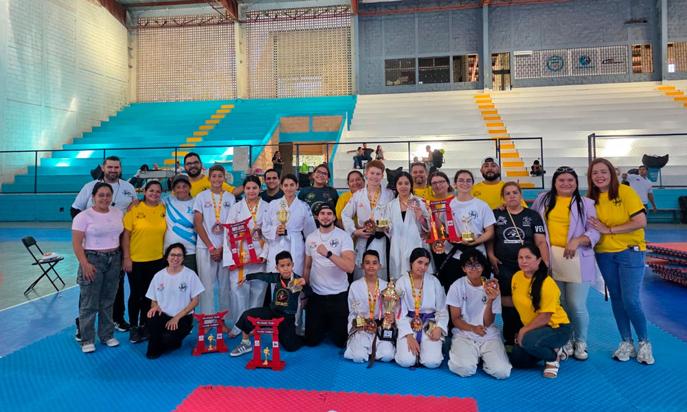 Derroche de talento en el torneo de Artes Marciales, "Close Combat”
